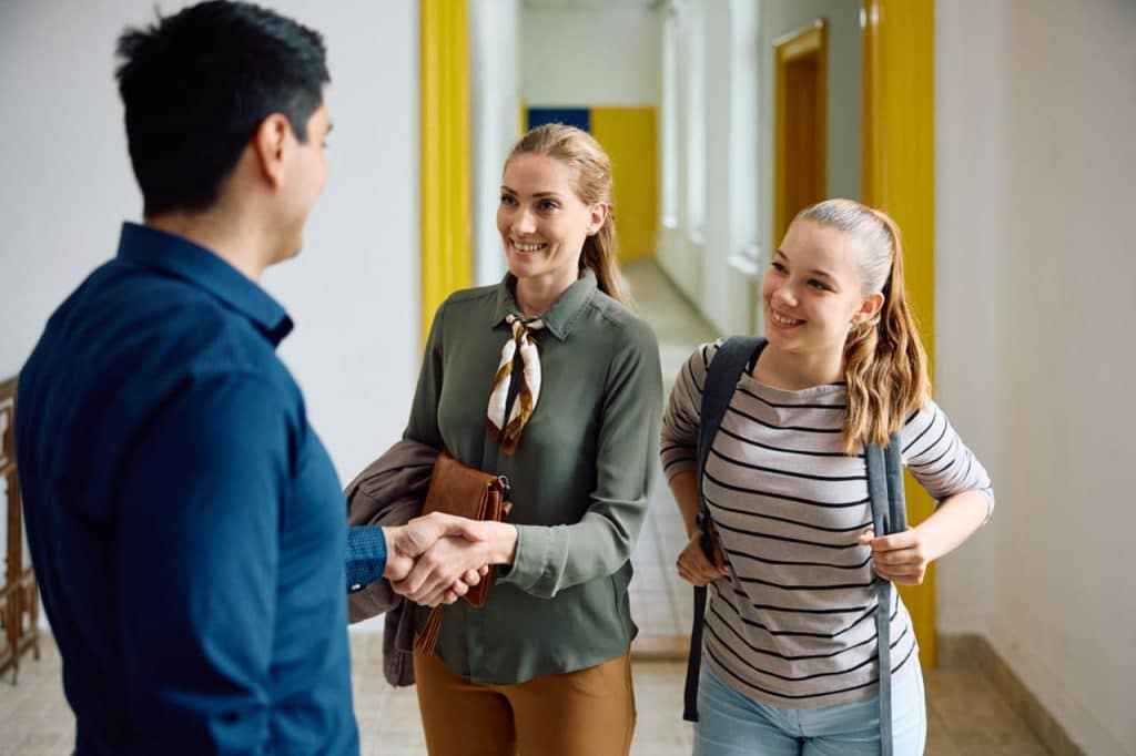 Réunion parent-professeur : tous les tips pour réussir